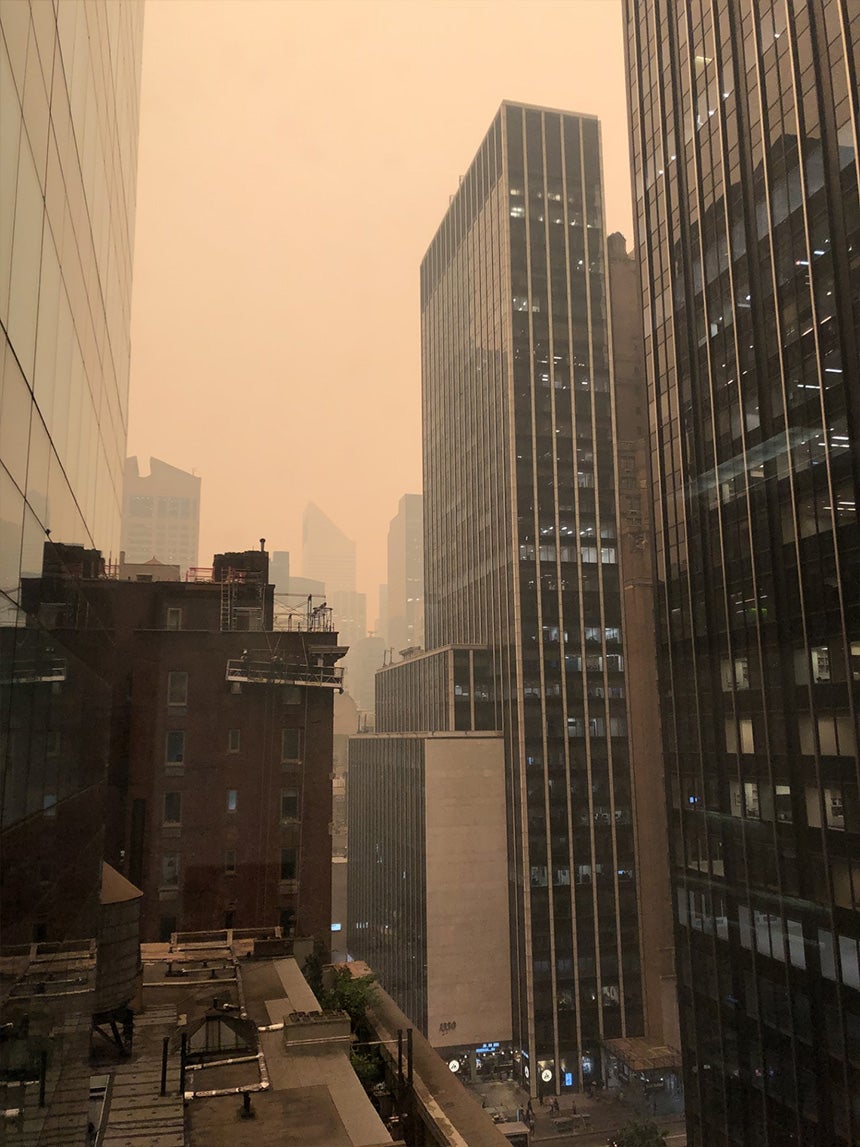 Holy Smokes! NYC Sky Turns Apocalyptic with Canadian Fire Smoke